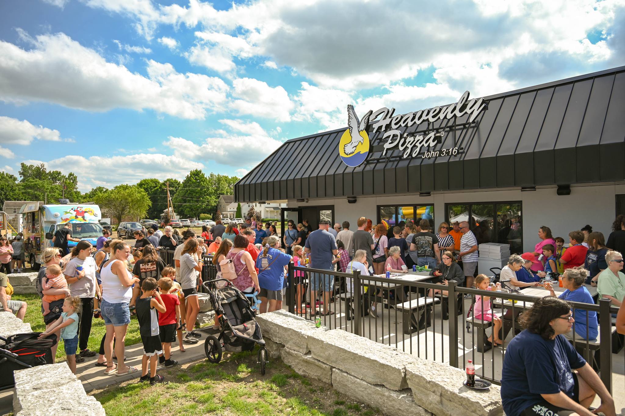 Heavenly Pizza Gives Back - Car Show - Destination Seneca County